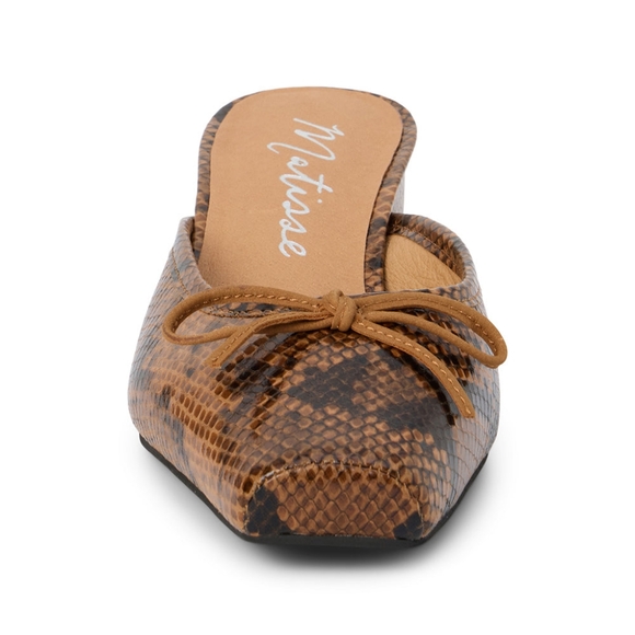 Matisse | Shoes | Nib Matisse Basilio Heeled Mule Size 9m In Brown ...